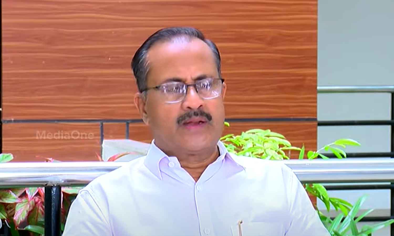 'എംഎൽഎമാരുടെ യോഗം അസാധാരണമല്ല, ലീഗ് പുതിയ മാറ്റങ്ങൾ സ്വീകരിക്കുകയാണ് ...