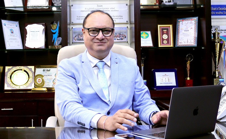 മസ്‌കത്ത് ഇന്ത്യന്‍ സ്‌കൂള്‍ പ്രിന്‍സിപ്പലായി രാഖേഷ് ജോഷി നിയമിതനായി ...