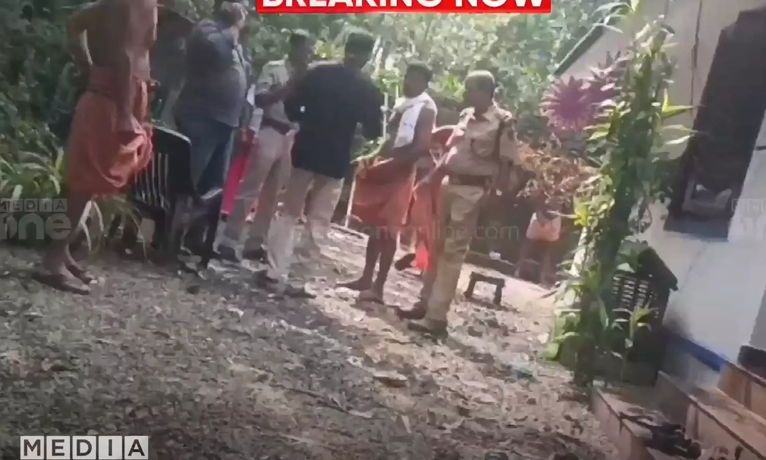 കോട്ടയം കിടങ്ങൂര്‍ പടക്കനിർമാണ കേന്ദ്രത്തിലെ സ്‌ഫോടനത്തില്‍ അച്ഛനും ...