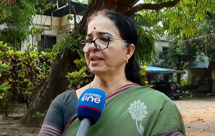 'നമ്മുടെ രാജ്യത്തിന് പറ്റില്ല, നൈറ്റ് ലൈഫിന് തടയിടണം'; മേയര്‍ ബീനാ ...