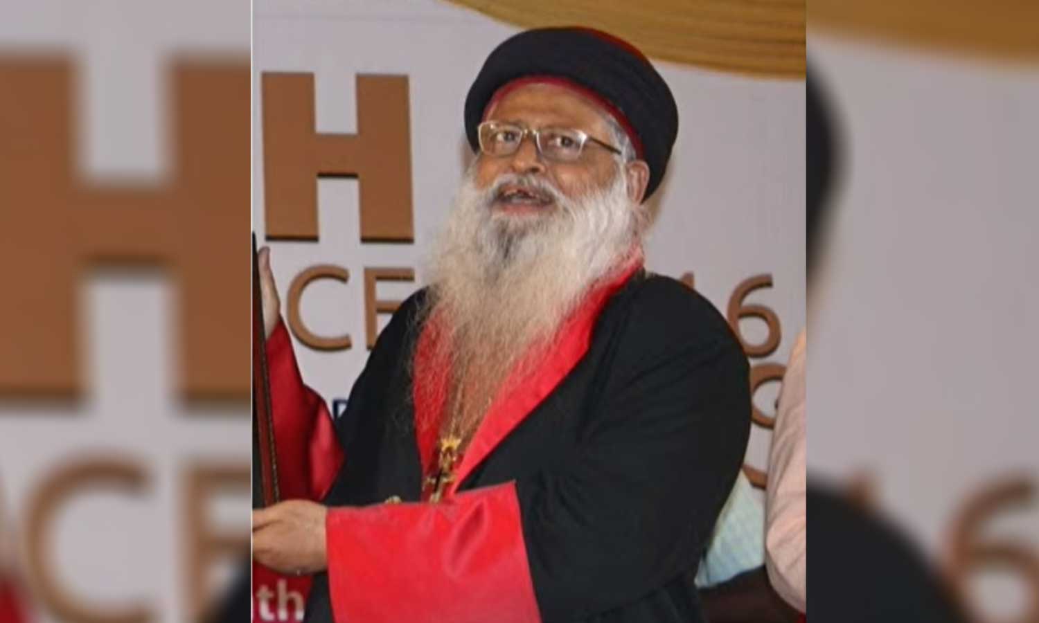 അന്തരിച്ച ആർച്ച് ബിഷപ്പ് മാര്‍ അപ്രേം മെത്രോപോലീത്തയുടെ കബറടക്കം ...