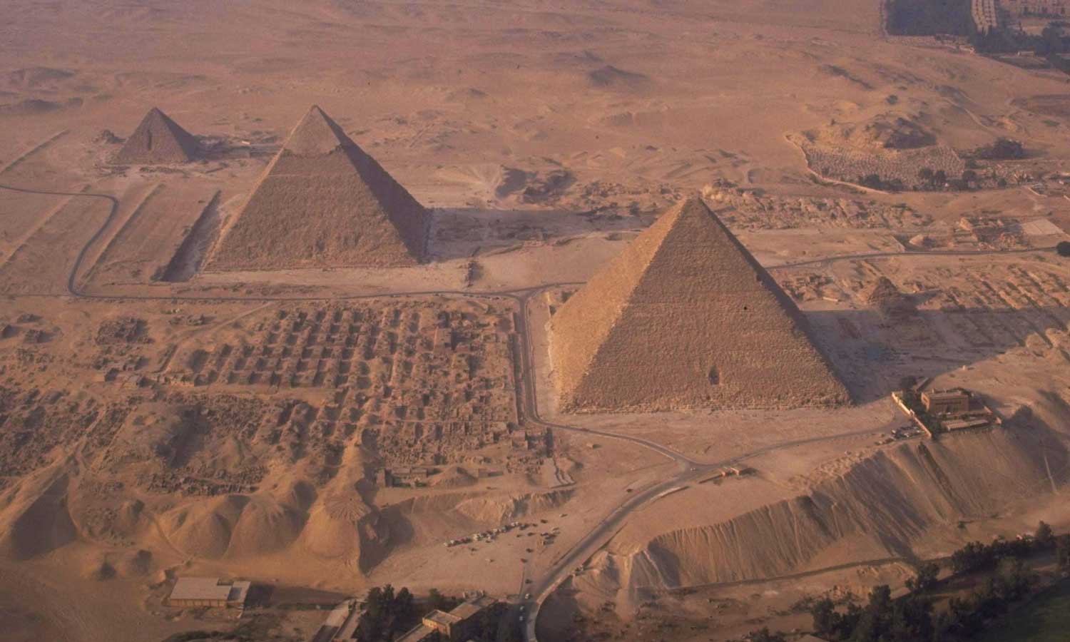 ലോകത്തിലെ ഏറ്റവും പഴക്കം ചെന്ന പിരമിഡ് ഈജിപ്തിൽ അല്ല ! അറിയാം ആ ...